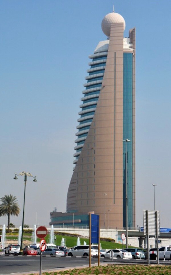6 Tallest Buildings In Dubai