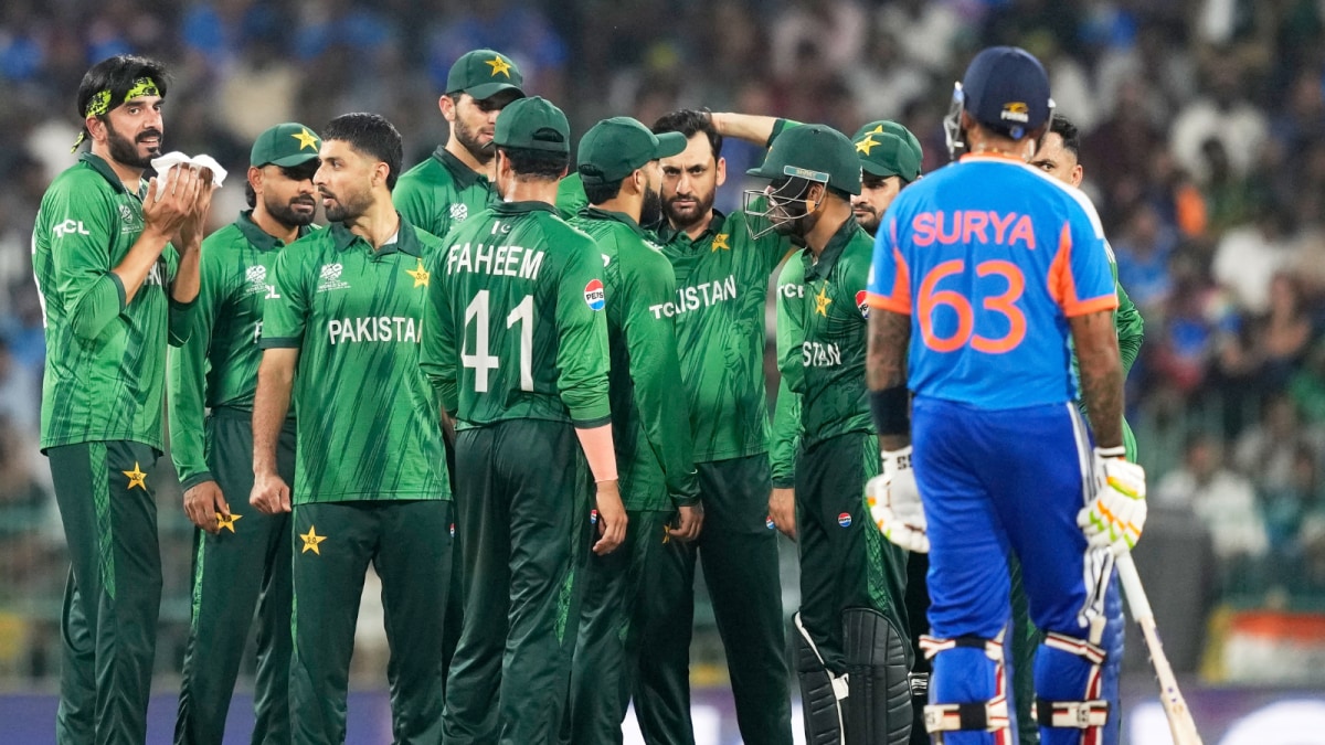 Shocking! India-Pakistan T20 WC Tickets On Sale AFTER Toss, Empty Seats ...