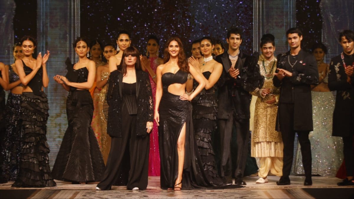 Neeta Lulla Wants Aspiring Costume Designers To Get An Education; Says ...