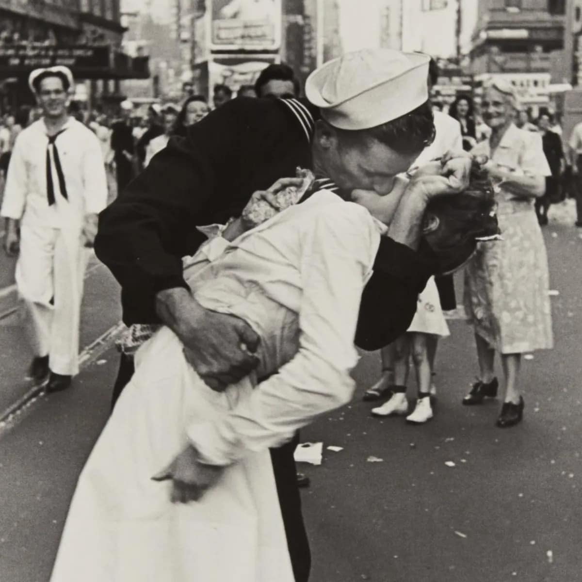 Kiss Day: Iconic Kisses That Changed Culture and Shaped the World