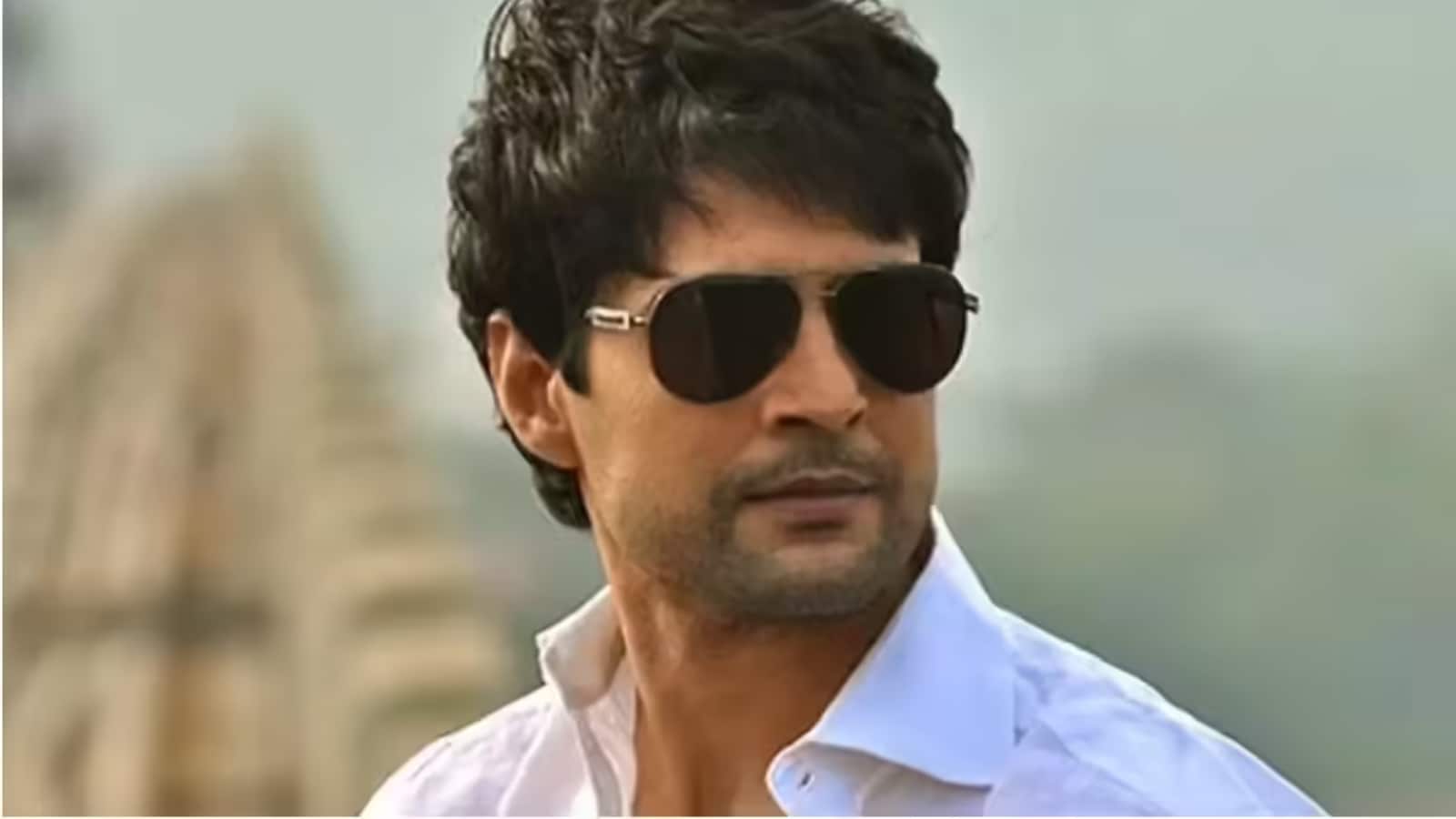 Rajeev Khandelwal returns to TV with Tum Ho Naa on Sony TV and LIV