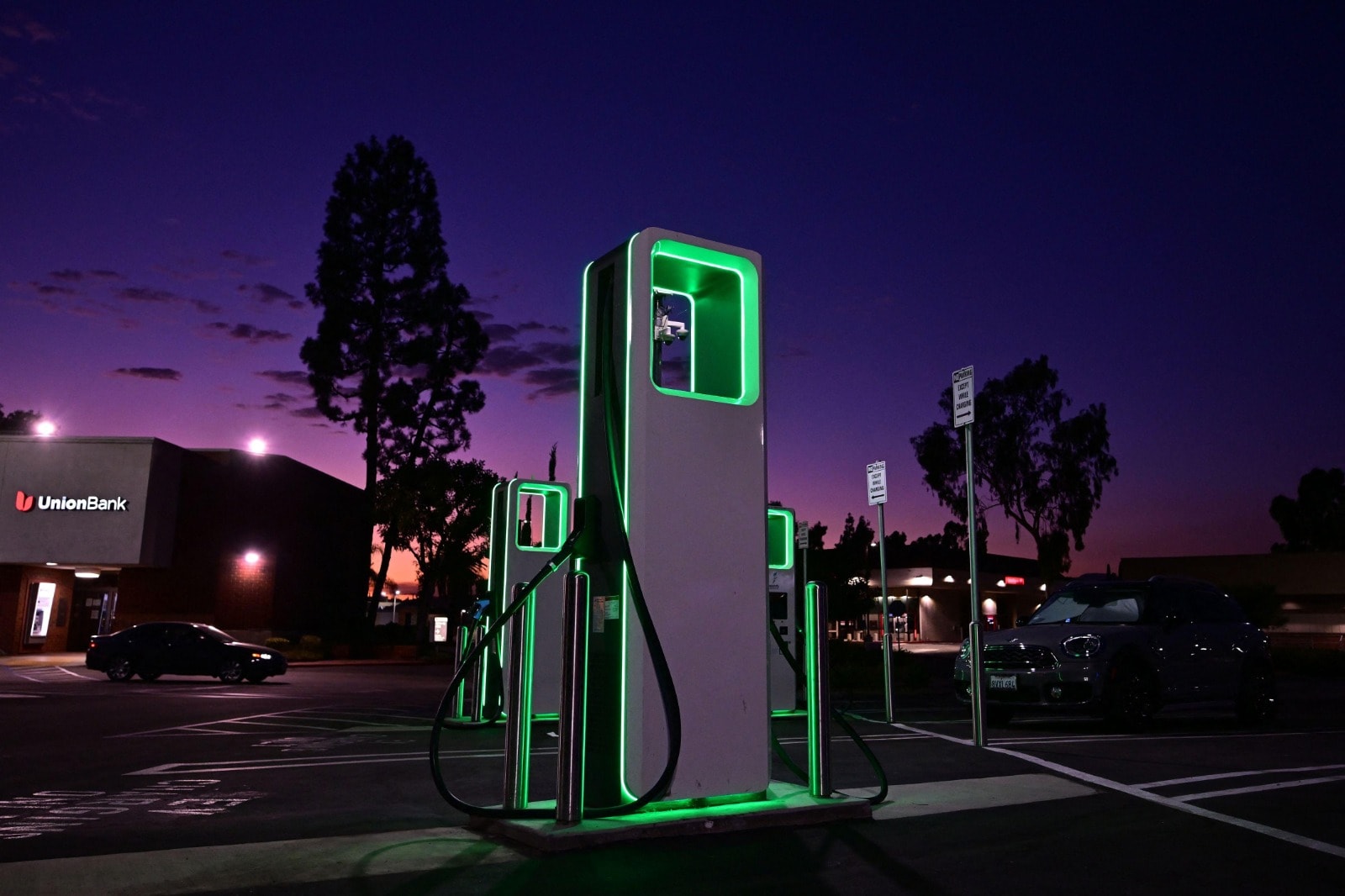Thane To See 19 EV Charging Spots Coming Soon: Locations, Guidelines ...