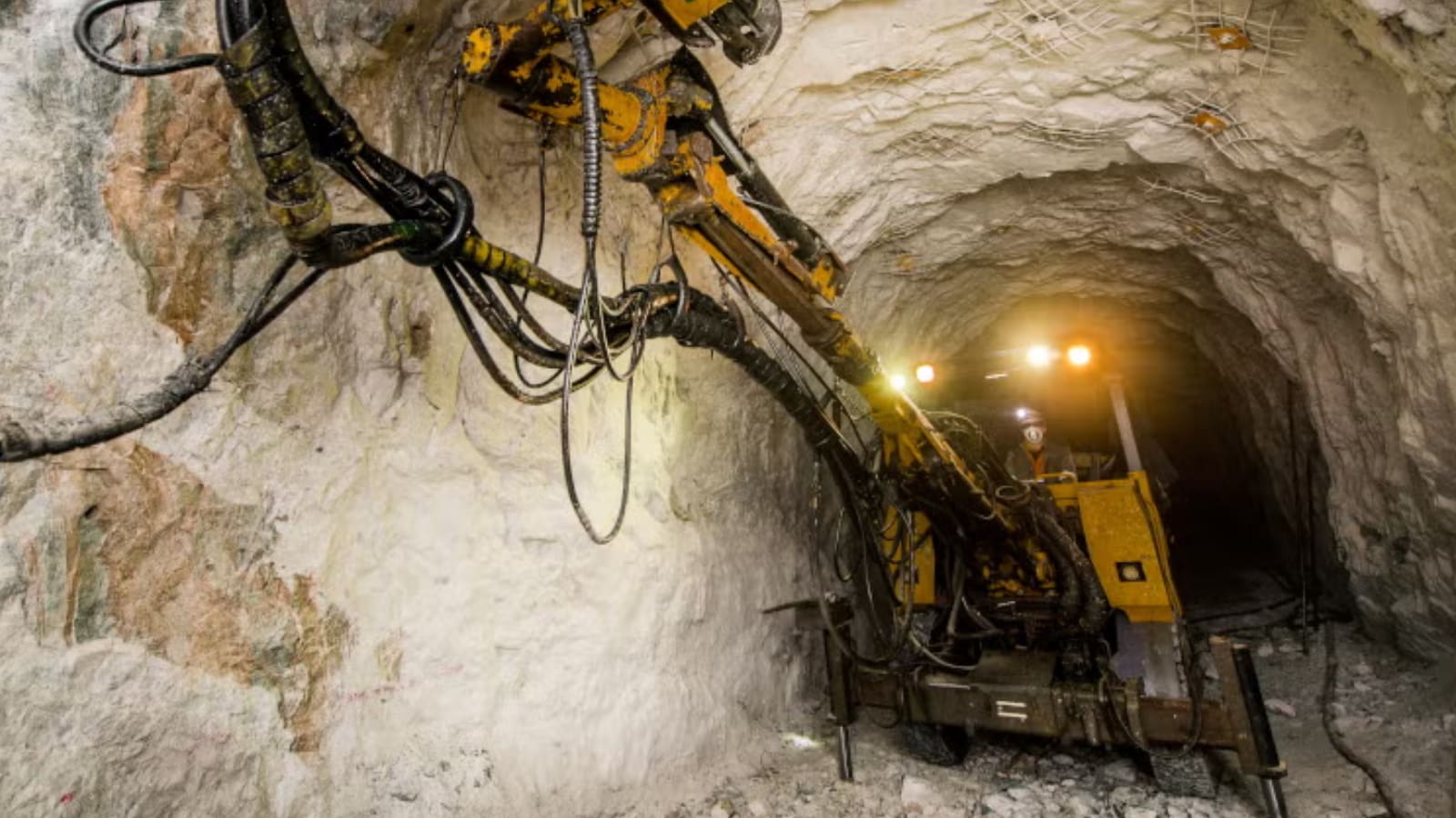 World’s Deepest Mine, Takes 3 Hours To Reach, Can Fit 10 Empire State ...