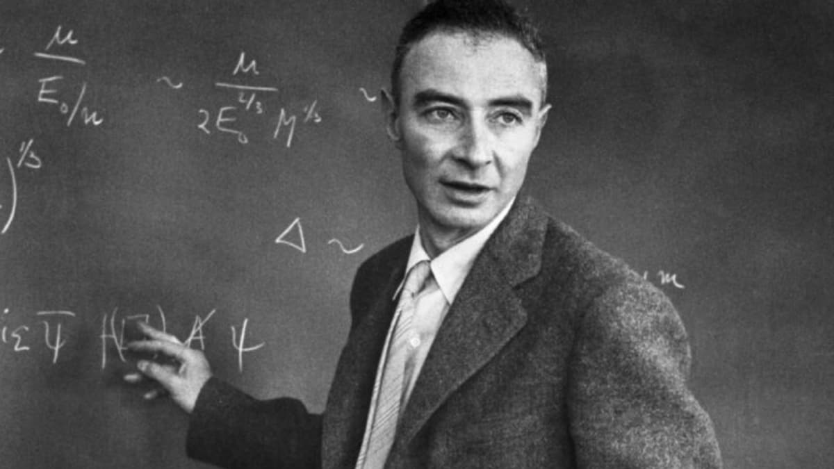 Kerala Woman Gold Medalist worked With Robert Oppenheimer photos