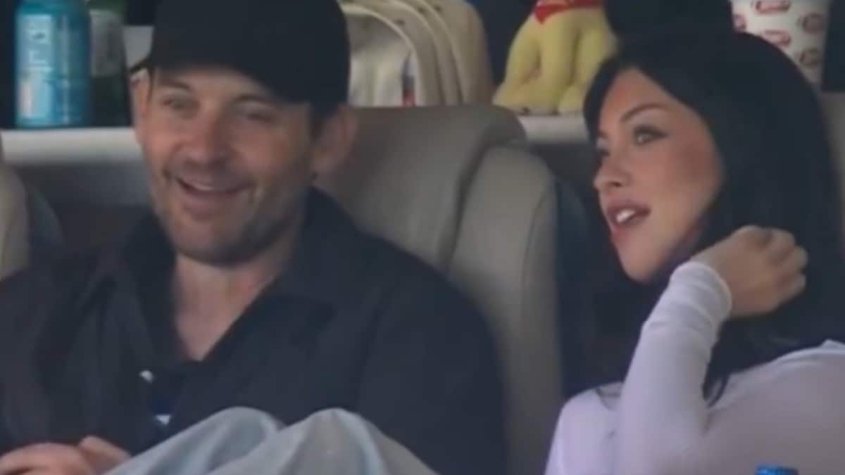 Tobey Maguire Spotted With 20-Year-Old Model At Super Bowl, Internet ...