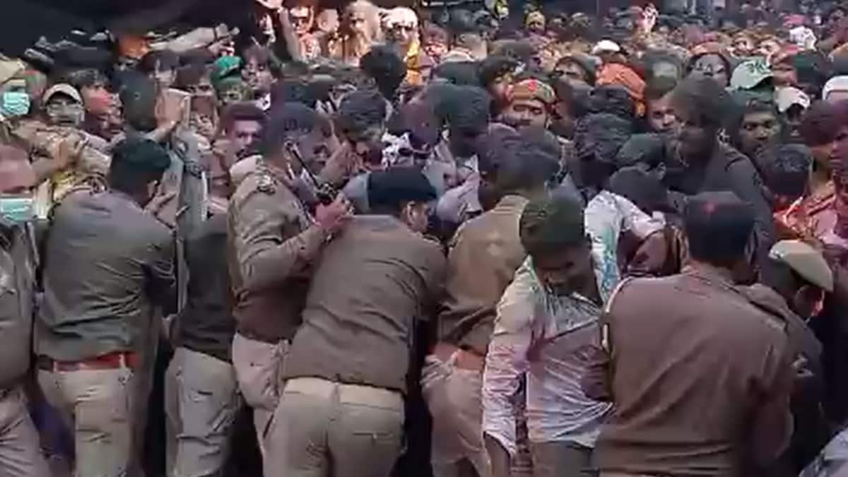 Days Before Holi, Mathura’s ‘Lathmar’ Fest Viral For ‘Crowd Crush ...