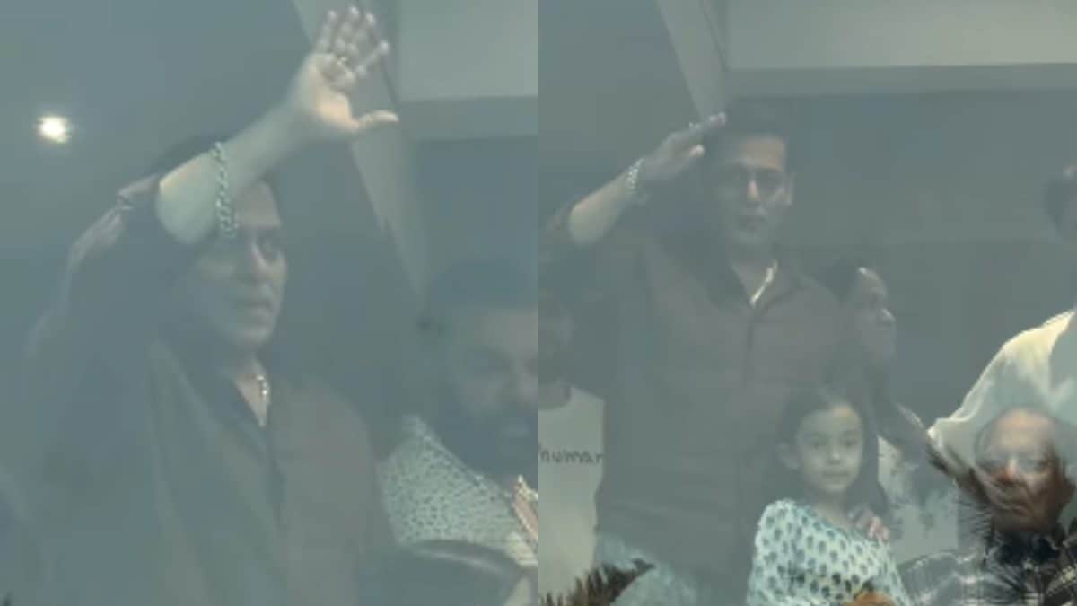 Salman Khan Continues Eid Ritual, Waves At Fans From Galaxy Apartments ...