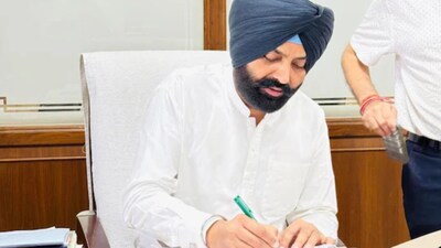 FIR Filed Against AAP's Laljit Bhullar Day After Resignation In ...