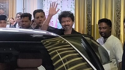 Thalapathy Vijay Joins Atlee, Priya At Their 2nd Baby Shower In Mumbai ...