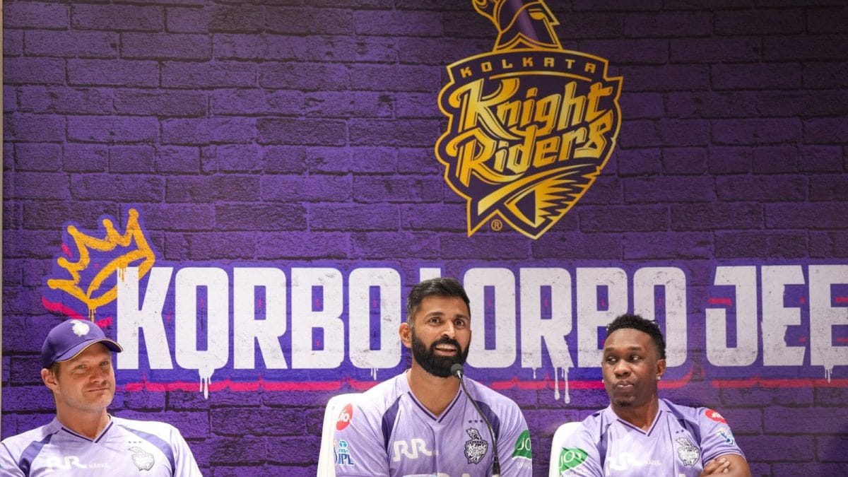 Dwayne Bravo Caught Off-Guard At KKR Presser, Ajinkya Rahane Steps In ...