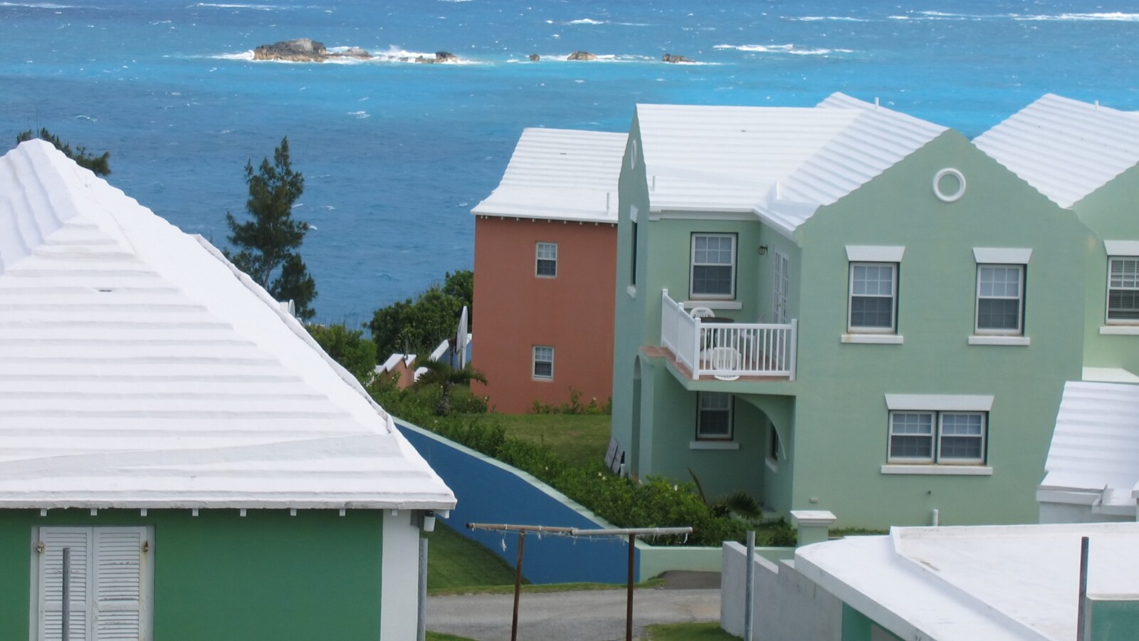 No Rivers, No Lakes: How This Island Built A 400-Year-Old Water System ...