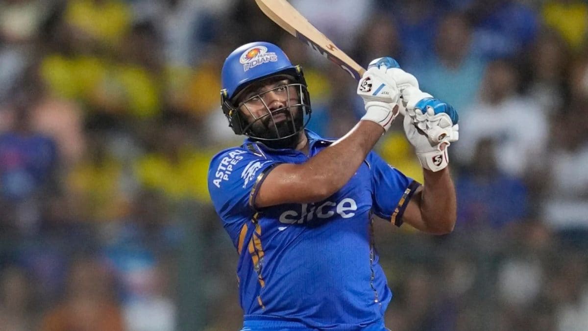 No Rohit & Hardik! Ex-England Cricketer Drops Bombshell IPL XI, Slams ...