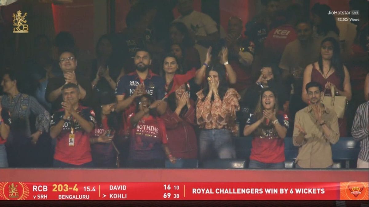 Virat Kohli's Heroics Spark Reactions From Ananya, Aryaman Birla After ...