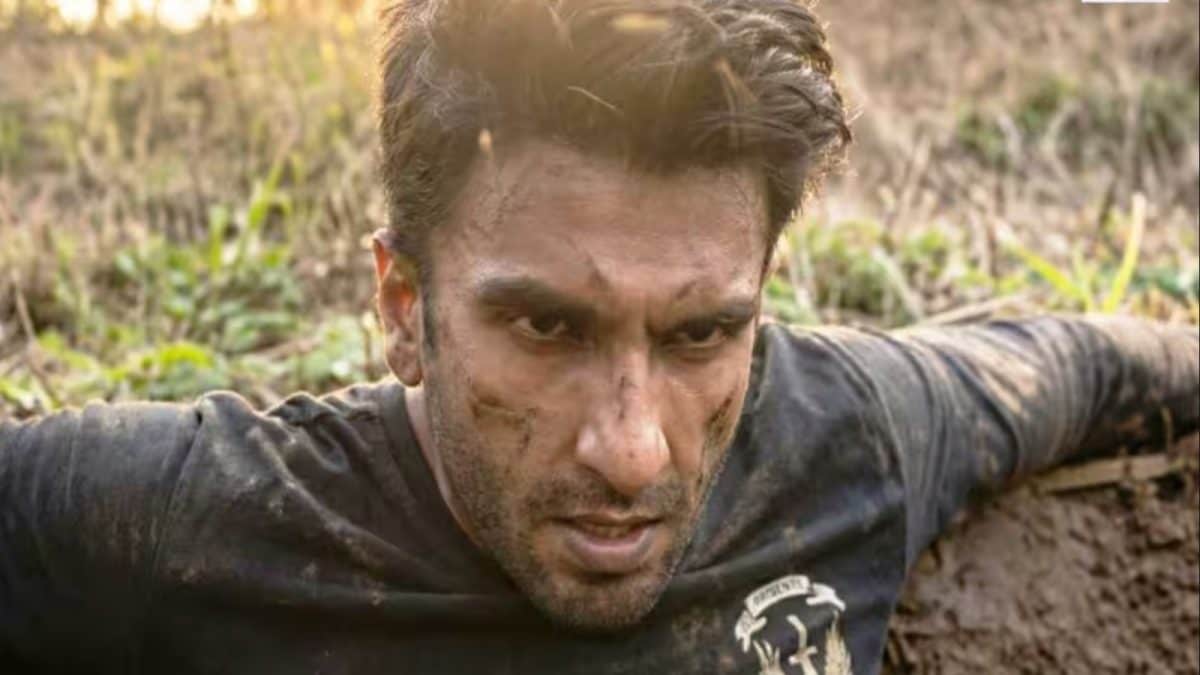 Dhurandhar 2: Noida Show Stopped Mid-Way, Police Called, Angry Fans Say ...