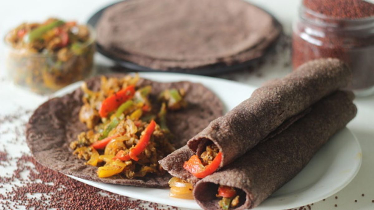 Healthy Recipe Ideas: How To Make Chilli Garlic Millet Roti And Oats ...