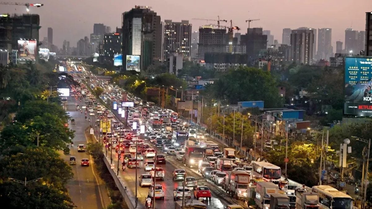 Mumbai Coastal Road: BMC Plans Multiple Entry And Exit Routes To Ease ...