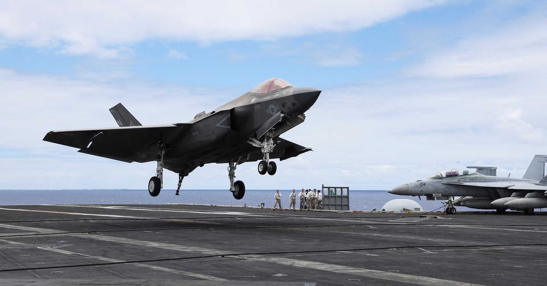 How Fighter Jets Go Invisible To Radar: Inside Stealth Tech And Modern ...