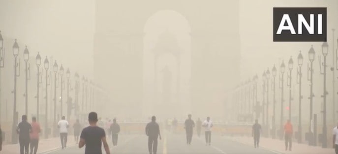 Delhi dust storm and rain forecast today IMD warns of poor AQI