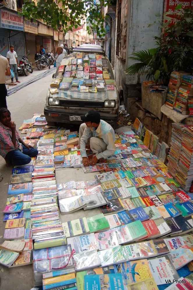 Famous Book Markets in India Every Book Lover Must Visit