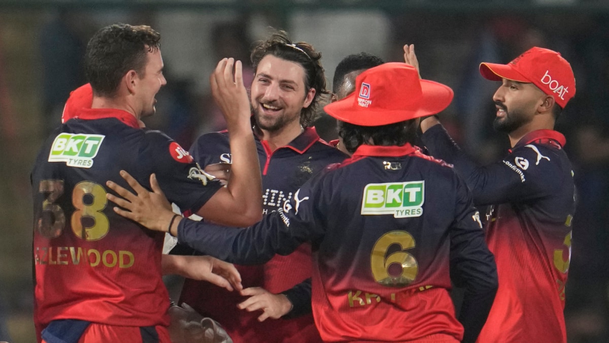 First Time Since 2008! RCB Rewrite History By Beating DC With 81 Balls ...
