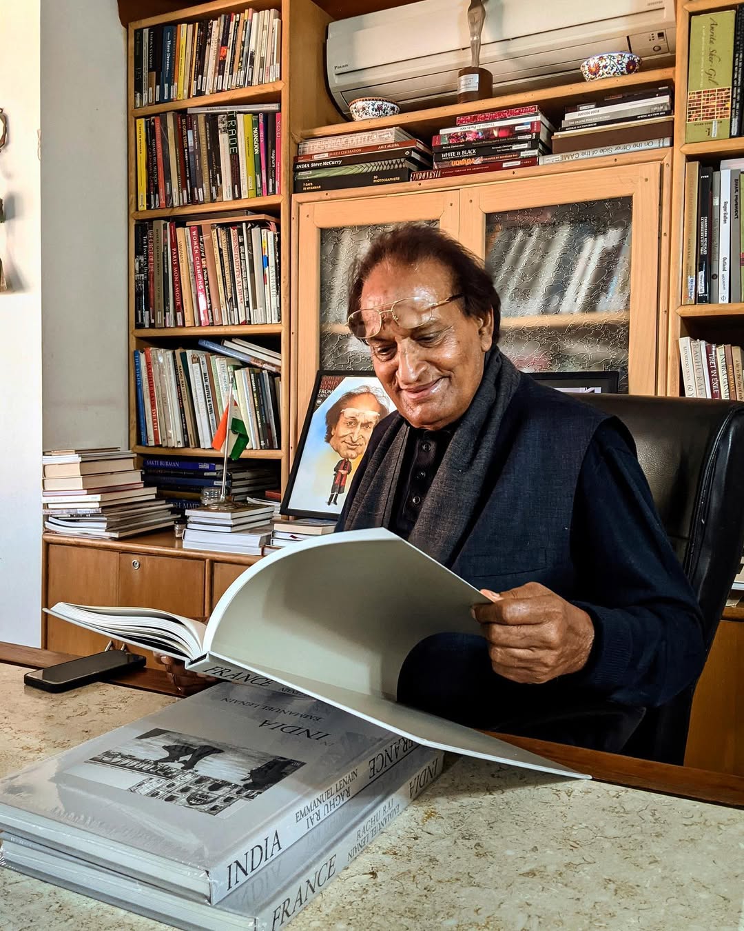Photos That Show How Raghu Rai Blended Everyday Life With Iconic India