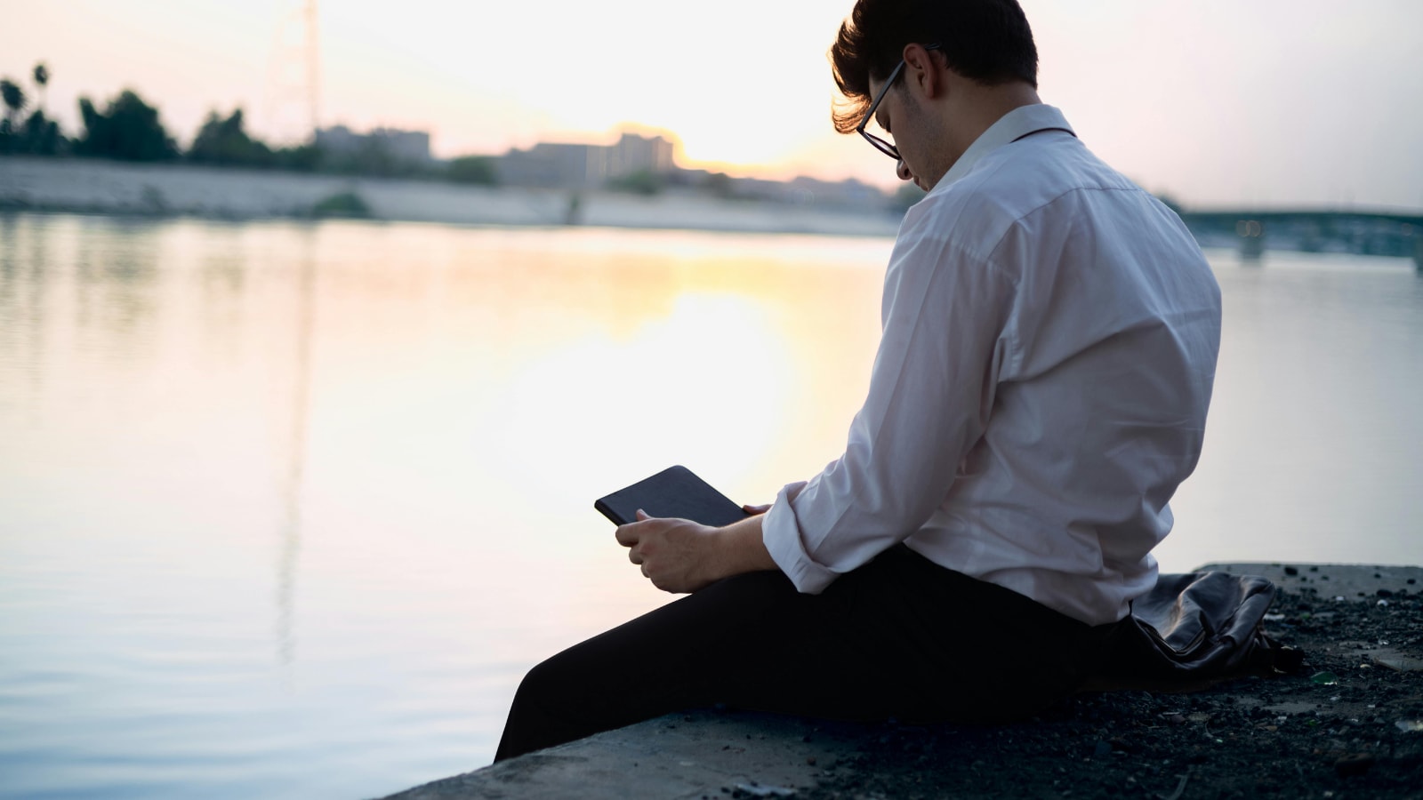 Viral Post On 42 Year Old IT Professional Reveals Midlife Loneliness ...