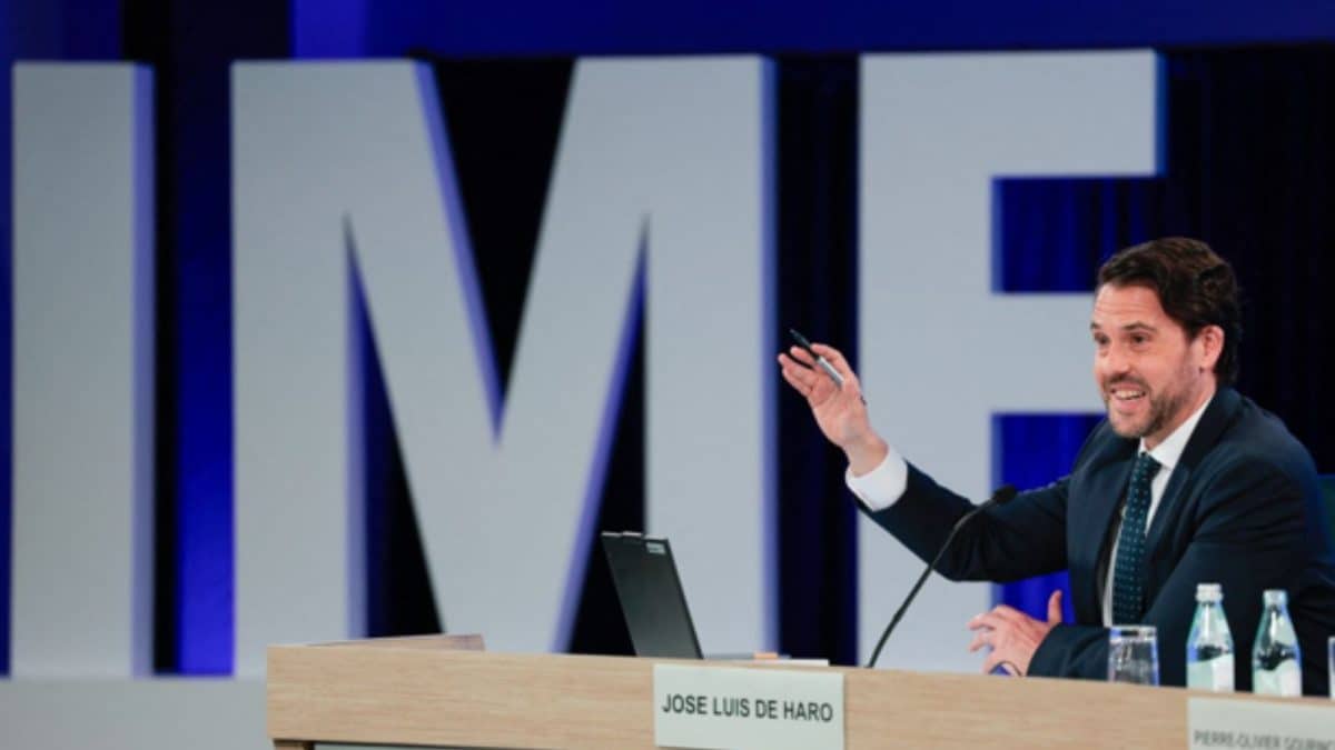 IMF Cuts Growth Outlook, Warns Of Potential Global Recession If Iran ...