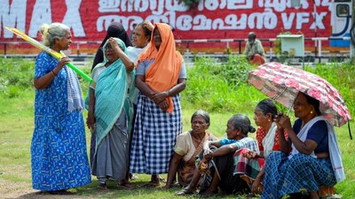 Kerala Heatwave: Temperatures Soar Above Normal, Orange Alert In Two ...