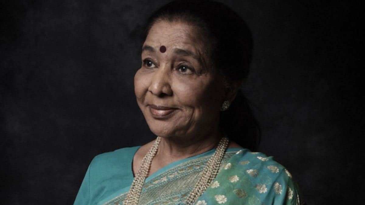 Mumtaz Relives The Fond Memory Of Grooving On 'Koi Sehri Babu' With ...