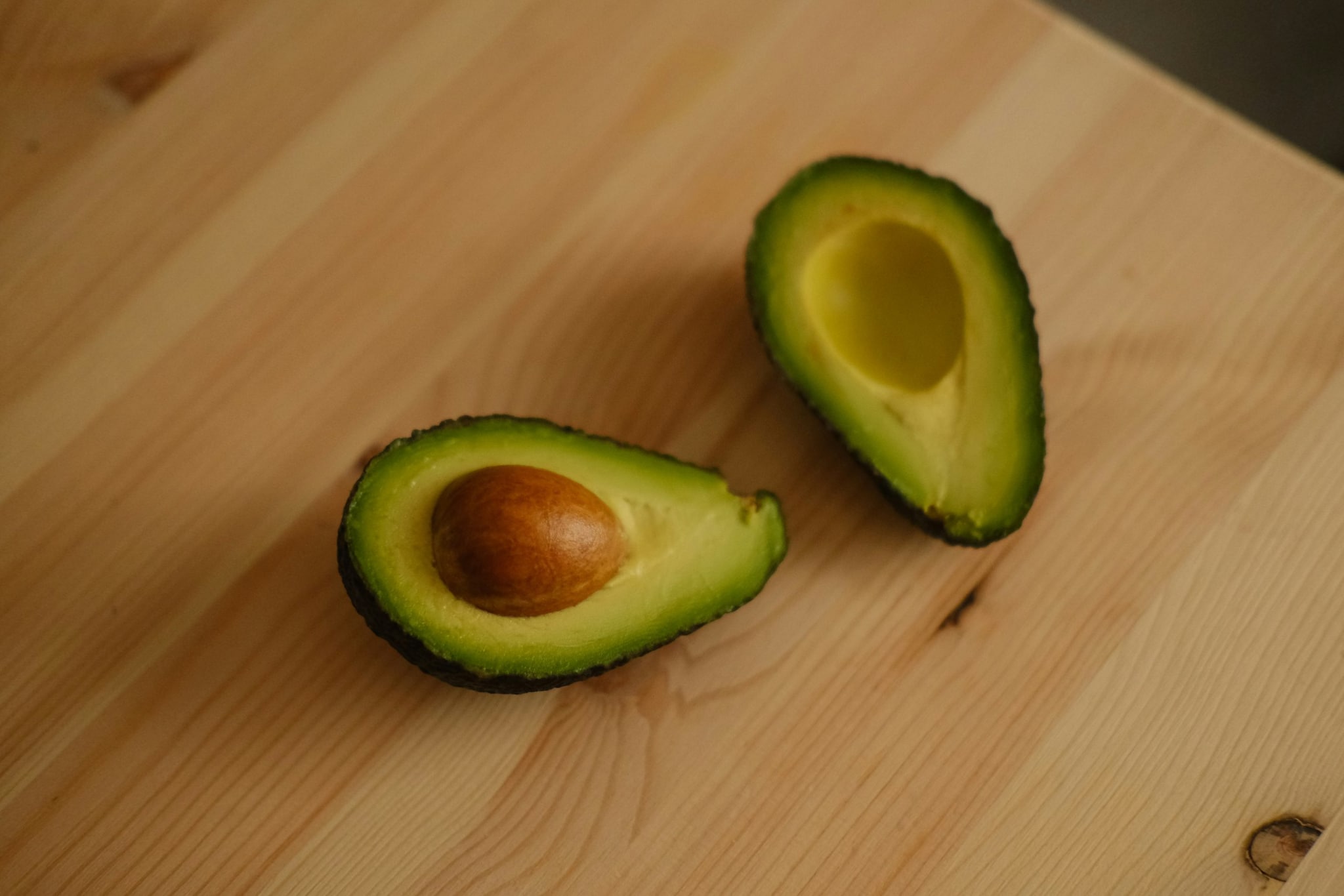 Step-By-Step Guide To Make Avocado Oil At Home