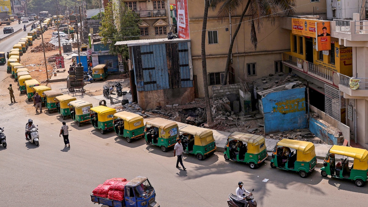 LPG Crisis: Bengaluru Auto Drivers Reject Indian Oil Suggestion, Refuse ...