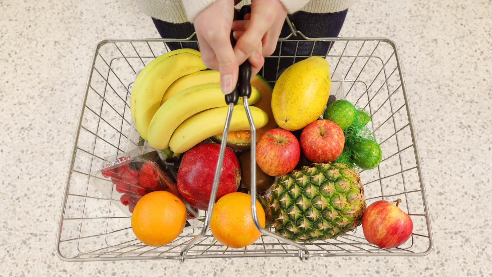 Don't Throw These Away: Fruit Peels That Are Surprisingly Good For Your ...