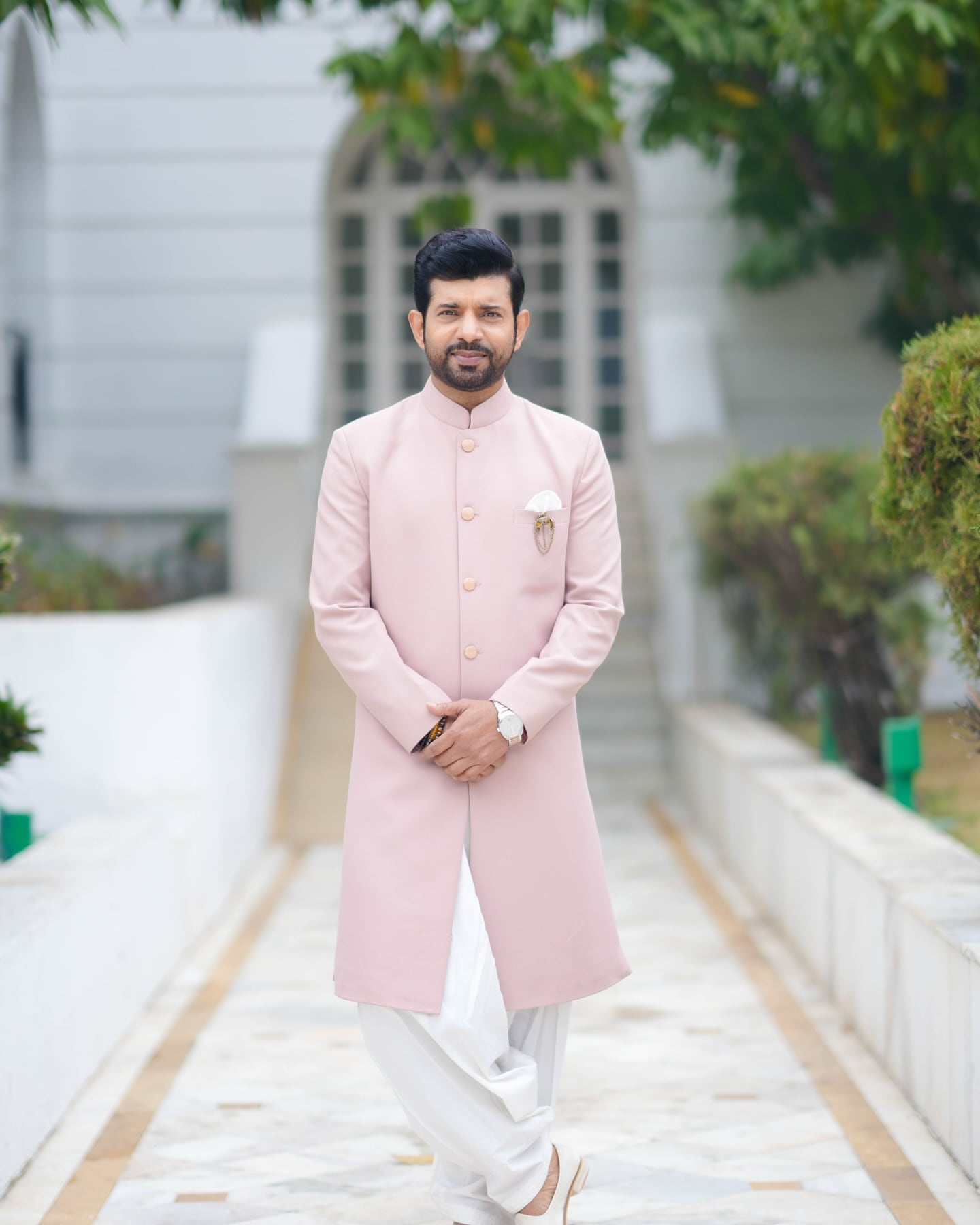 This Actor Quit Medicine, Once Played Suniel Shetty's Body Double, Is ...