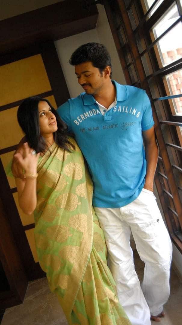 Thalapathy Vijay, Wife Sangeetha Sornalingam In Rare Photos: The Untold ...