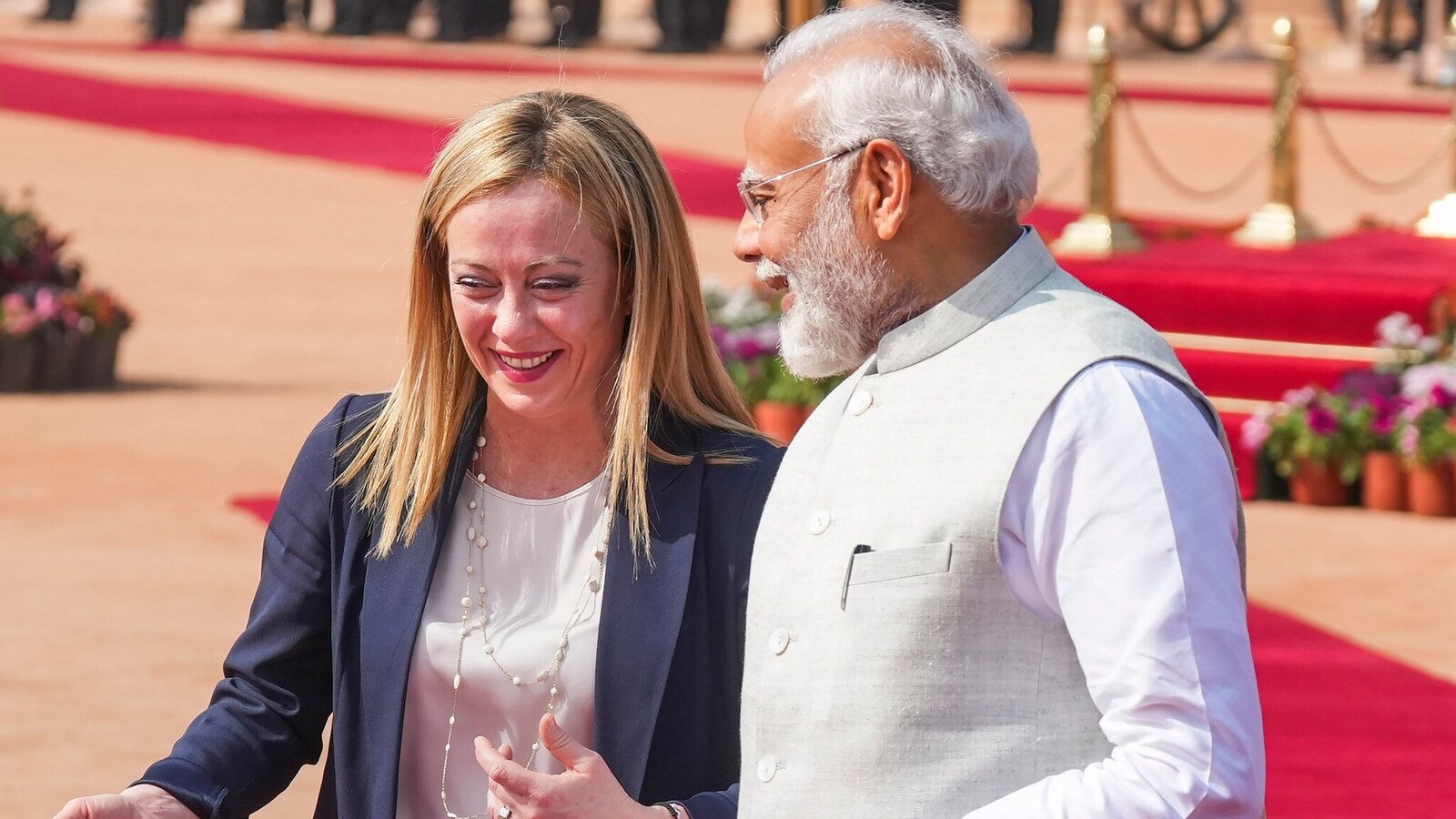 Photos: PM Narendra Modi And Italian PM Giorgia Meloni’s Viral ‘Melodi ...