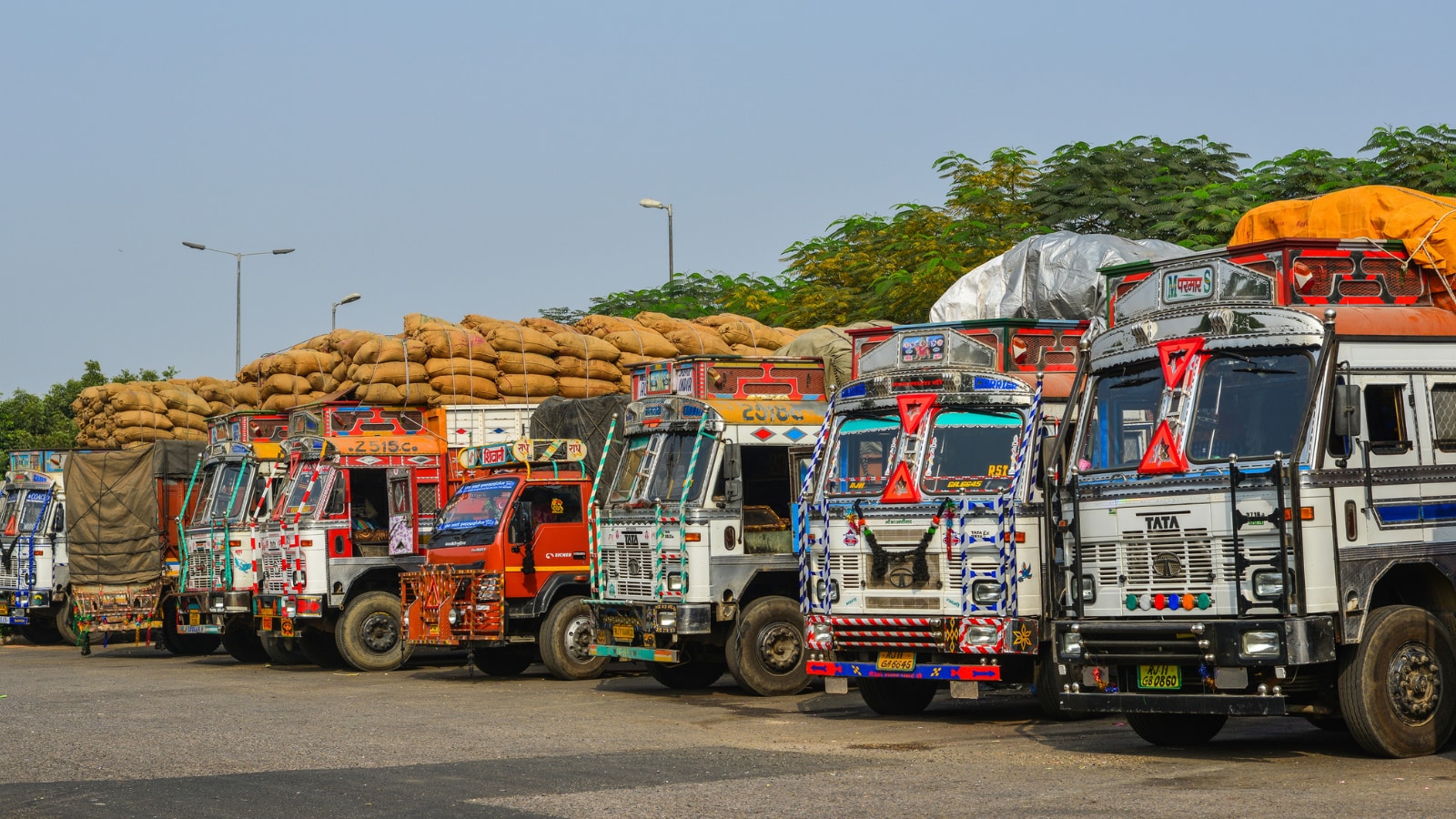 Why Do Indian Trucks Say 'Horn OK Please'? Inside The Fascinating ...