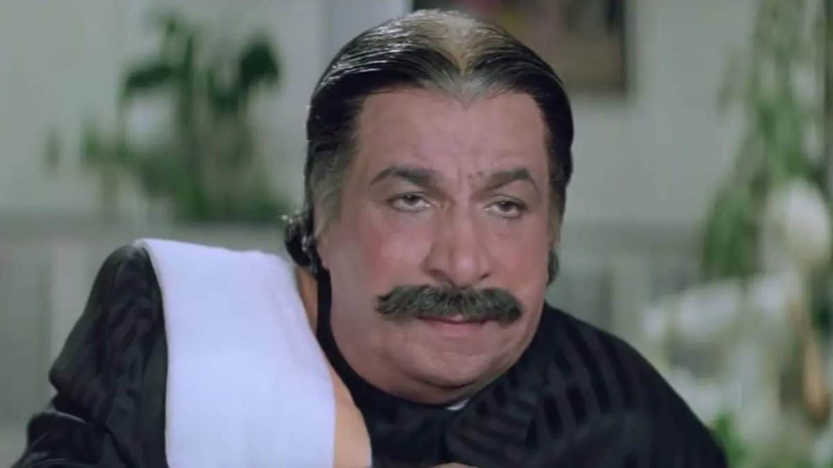 Slept Hungry, Hid In Graveyards As Child, This Bollywood Legend Grew Up ...