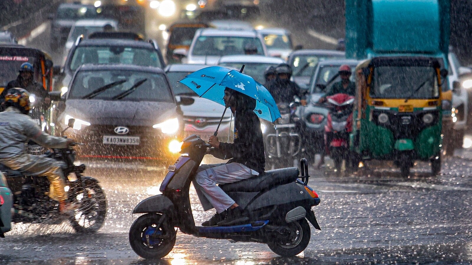 Bengaluru Weather This Week: Thunderstorm Alert, Cooler Days And Rain ...