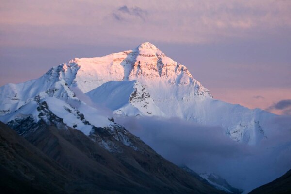Mount Everest News: Latest Mount Everest News and Updates at News18