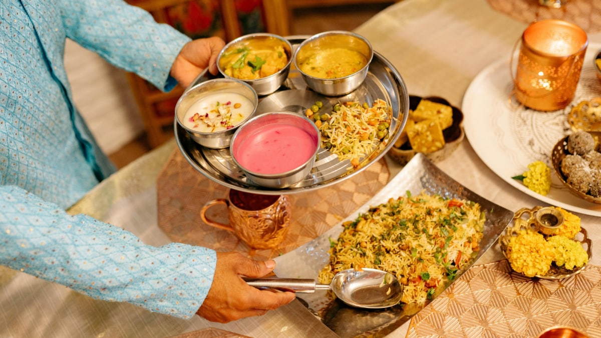 Gujarat Day 2026: 10 Traditional Dishes Every Food Lover Must Try