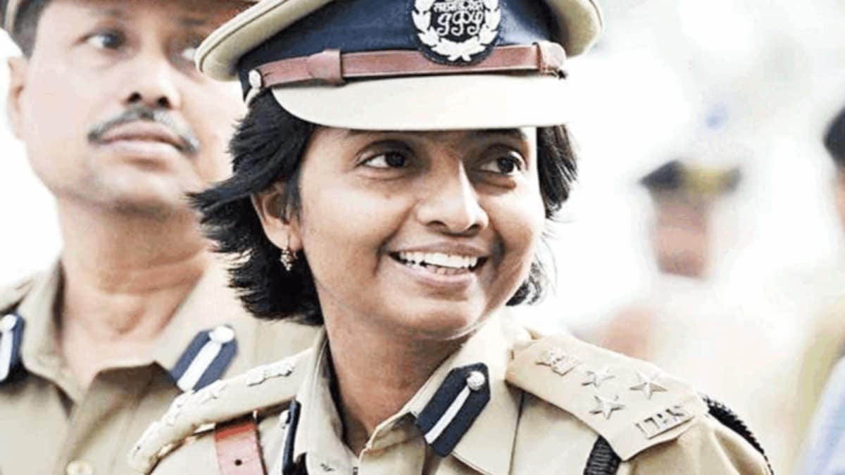 IPS Damayanti Sen, Sidelined By Mamata Banerjee Over Park Street Rape ...