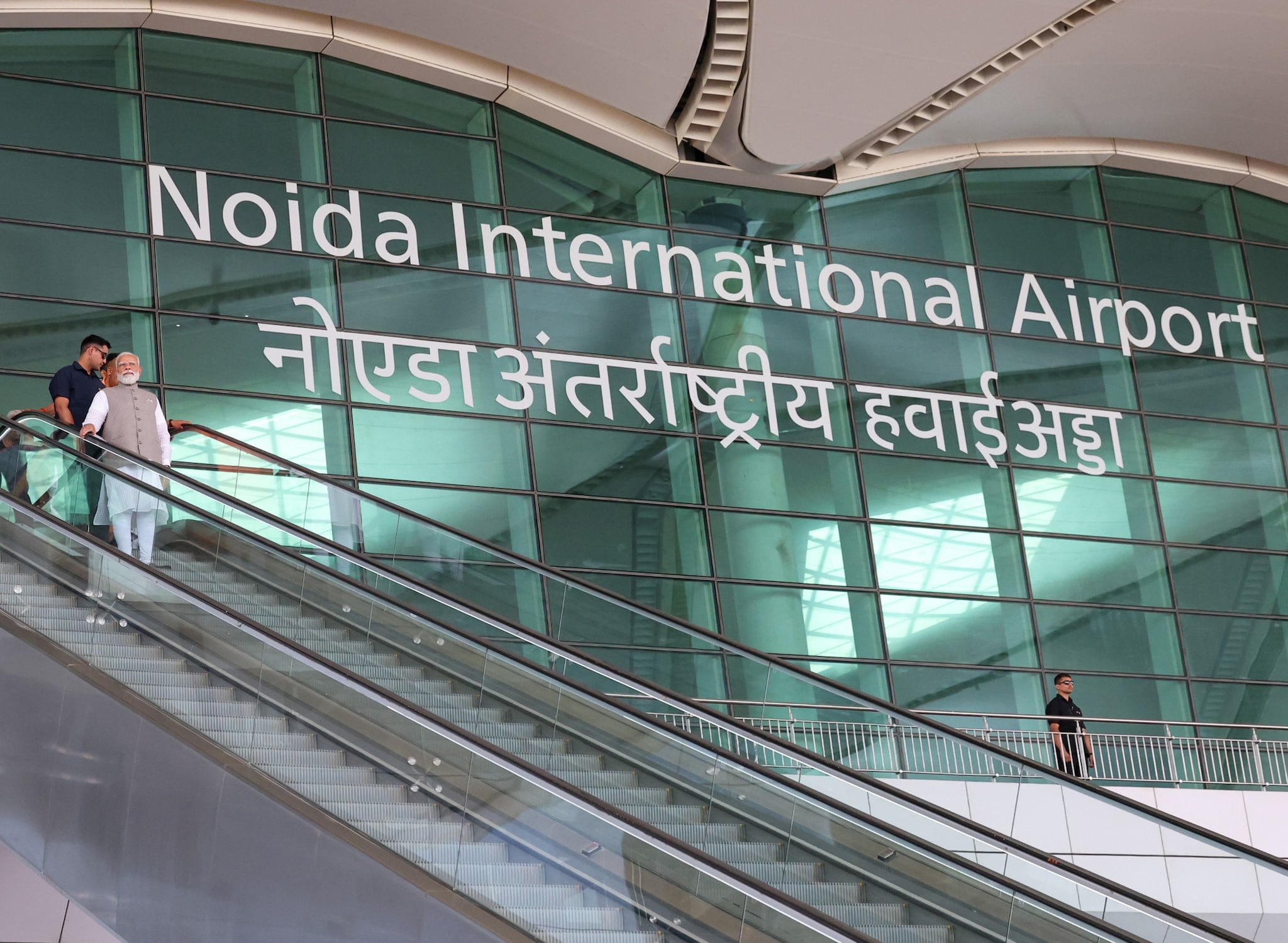 Flights Begin At Noida Airport: Check AC Bus And Cab Options; Parking ...