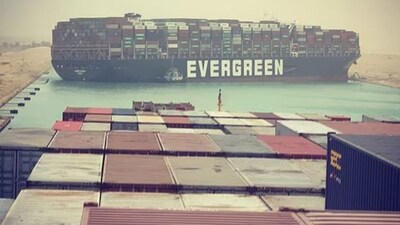 The Giant Ship That Accidentally Blocked The Suez Canal And Disrupted ...