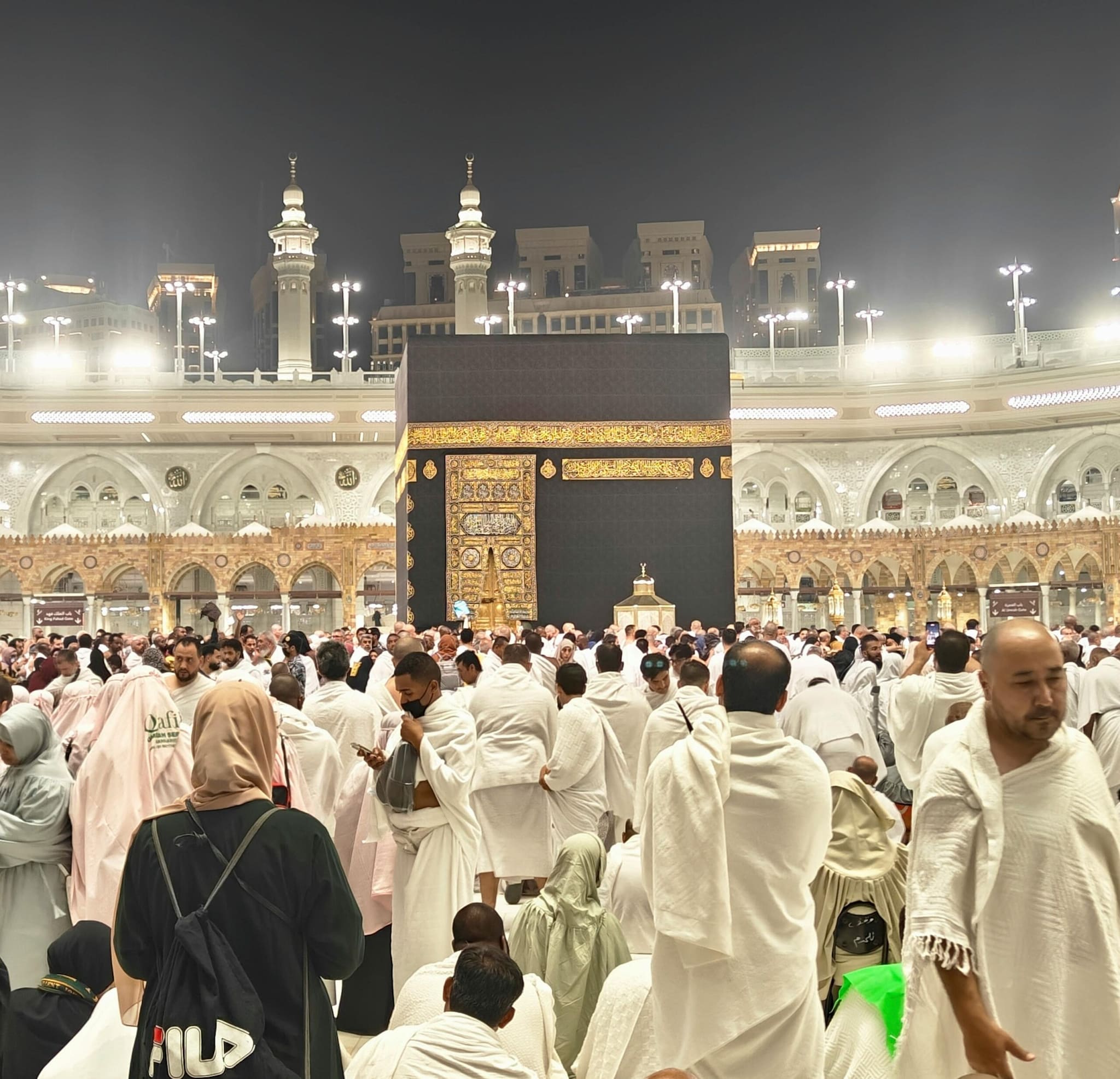Saudi Arabia Reopens Umrah Visa Applications: Important Dates Indian ...
