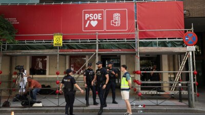 ‘Will Collaborate’: Spanish PM Pedro Sánchez After Police Raid Party HQ ...