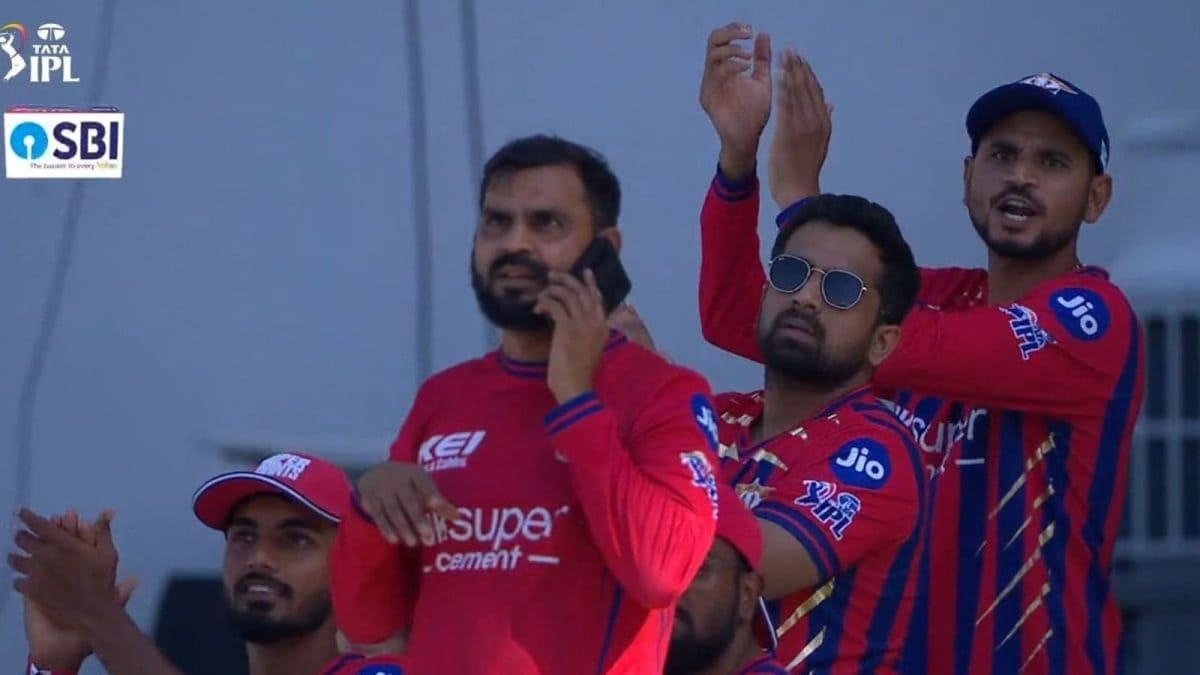 Lucknow Super Giants In Trouble? Individual Clad In LSG Jersey Spotted ...