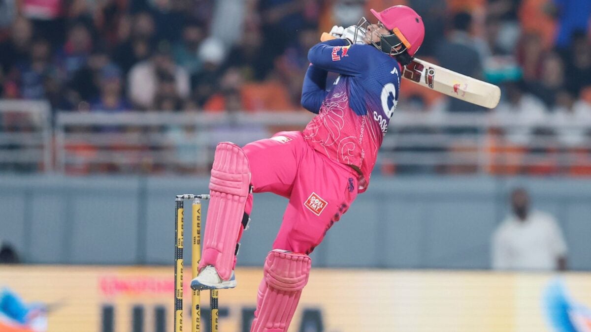 Former Indian All-Rounder Feels Spinners Need 'Field Distractions ...