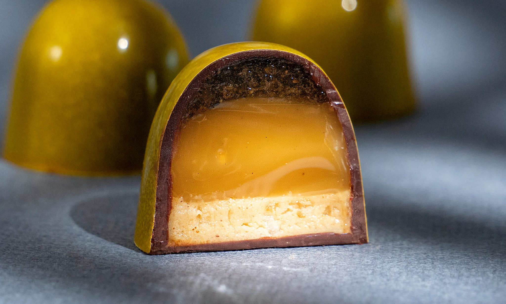 7 Luxury Mango Desserts That Look Too Pretty To Eat