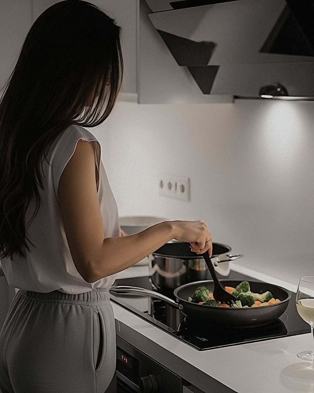 Tired Of A Hot Kitchen? Try These Smart Summer Cooking Tips