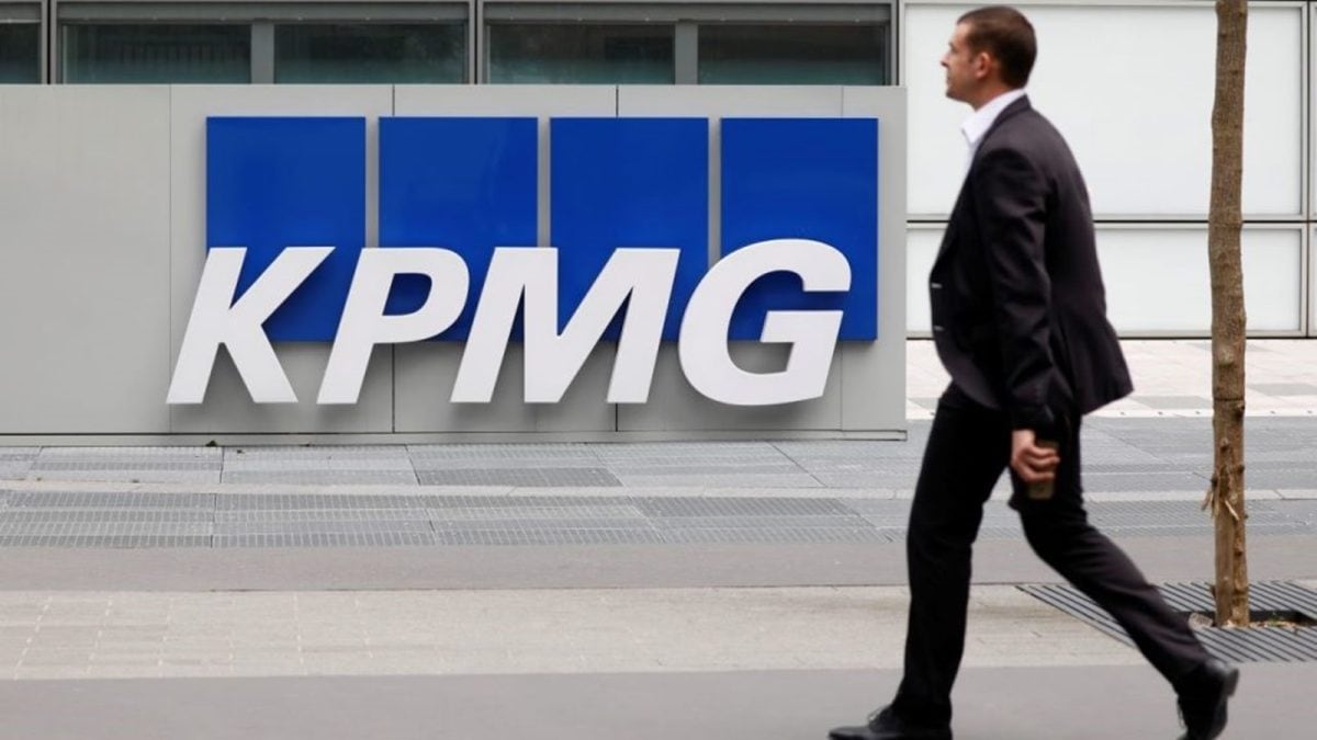 KPMG Introduces Dashboard To Track Employee AI Adoption, Productivity ...